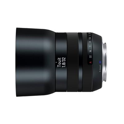 Touit 32mm f1.8 /Fuji X